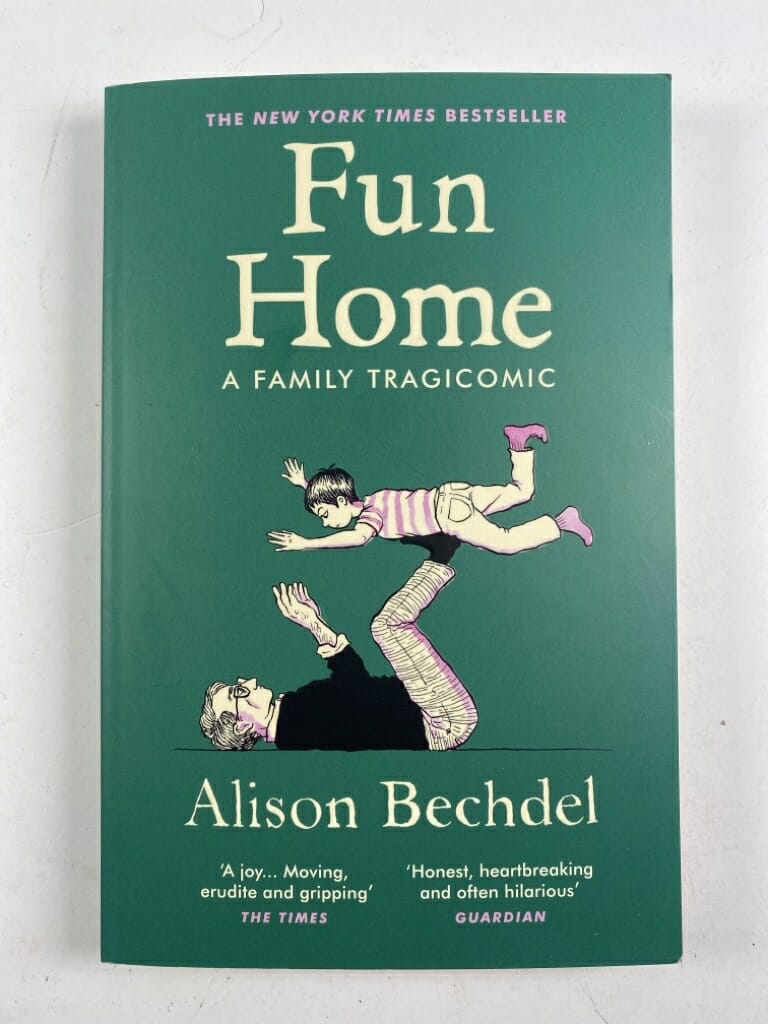 Fun Home - Alison Bechdel od 359 Kč | Reknihy