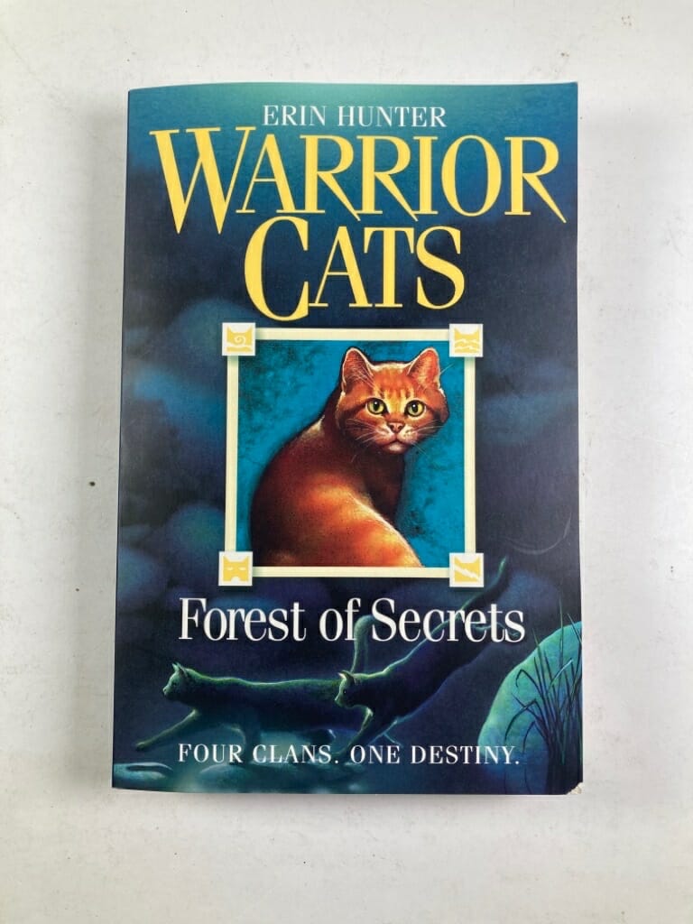 Warrior Cats: Forest of Secrets - Erin Hunter od 209 Kč | Reknihy